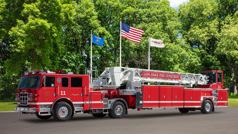 Ascendant® 102' Heavy-Duty Tiller Aerial Ladder | Pierce Mfg