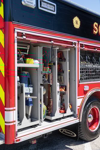 Heavy-Duty Non-Walk-In Rescue | Pierce Mfg