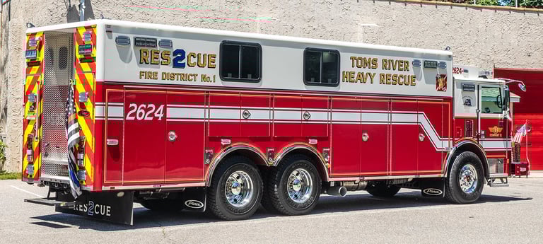 Heavy-Duty Walk-In Rescue | Pierce Mfg