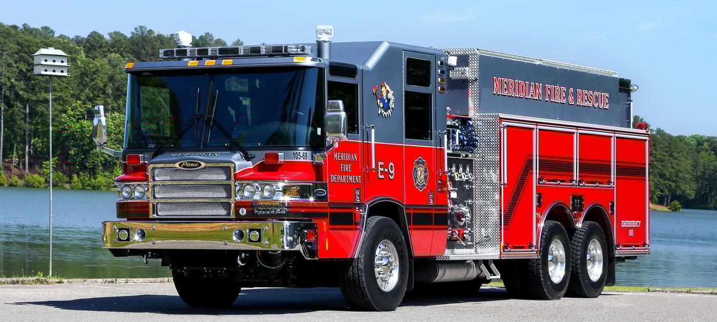 Custom Tankers | Pierce Mfg