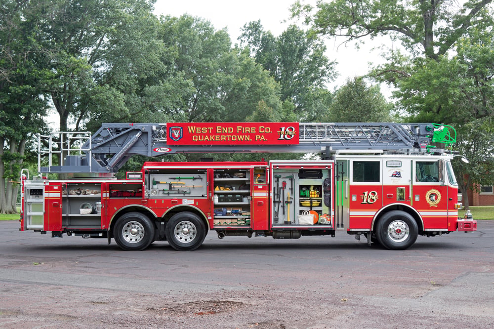 105' Heavy Duty Steel Aerial Ladder | Pierce Mfg