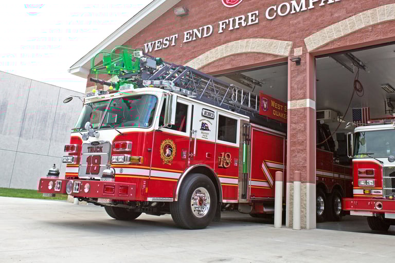 105' Heavy Duty Steel Aerial Ladder | Pierce Mfg